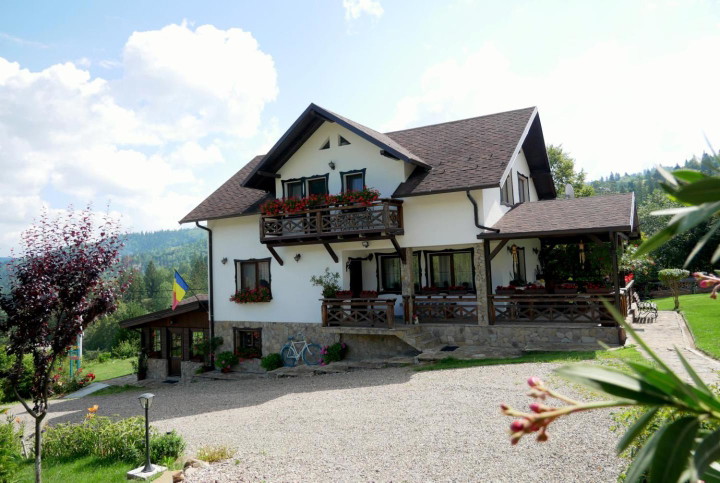 Casa Izvorul Rarăului - Câmpulung Moldovenesc