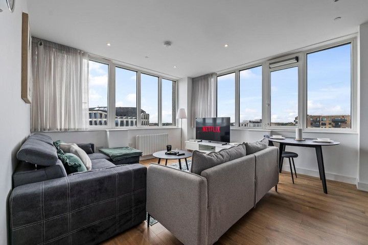 Cosy Hounslow 1br Apartment Sleeps Heathrow! - Twickenham