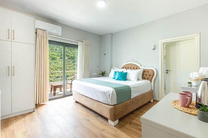 Sea Breeze Suite 22 Llaman - Free Parking - Himarë