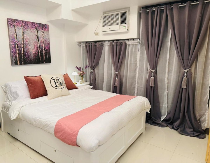 Cq House - Luxe Stay Near Venice Mall, Bgc And Naia - Taguig