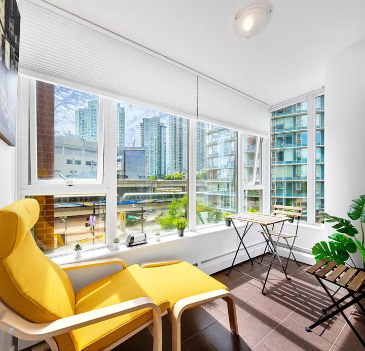 Stylish Condo In Downtown - Vancouver