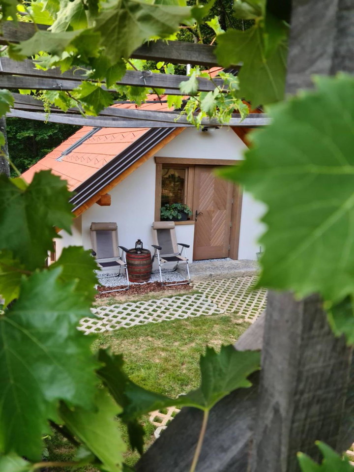 Zidanica ŽAgar - Slovenia