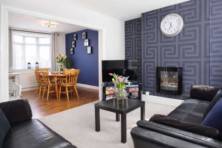 Chic 5 Bedroom House With Private Parking & Garden - Bristol