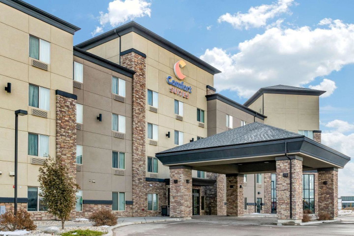 Comfort Suites - Saskatoon