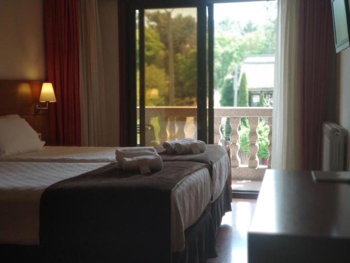 Hotel Avión Vigo - Redondela