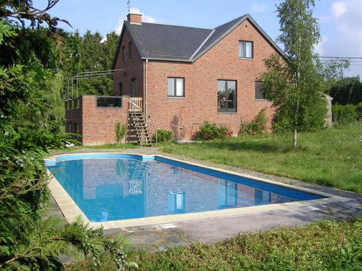 Modern Stay With Hot Tub - Province de Namur