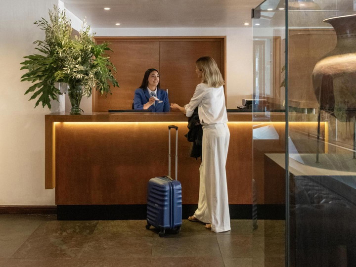 Almacruz Hotel Y Centro De Convenciones (Ex Galerías) - チリ プロビデンシア