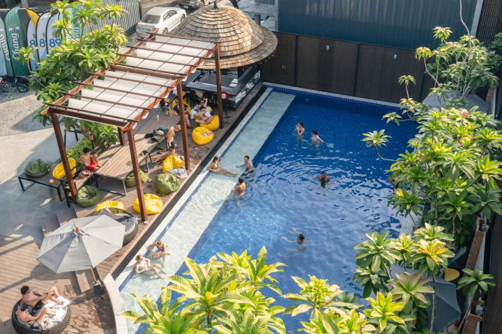 Sea Beach Hostel & Club Beachfront 18-39 Years Only - Krabi