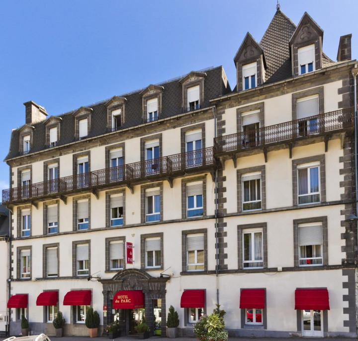Hôtel Du Parc - Chambon-sur-Lac