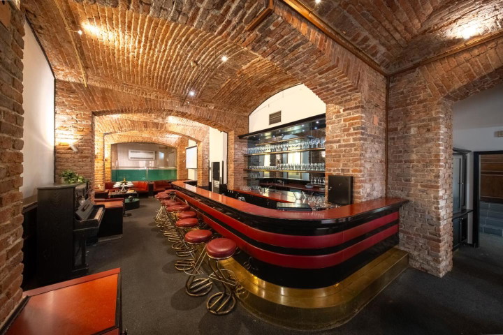 Party Clubhouse With Bar, Panoramic Pool & Sauna - Prága