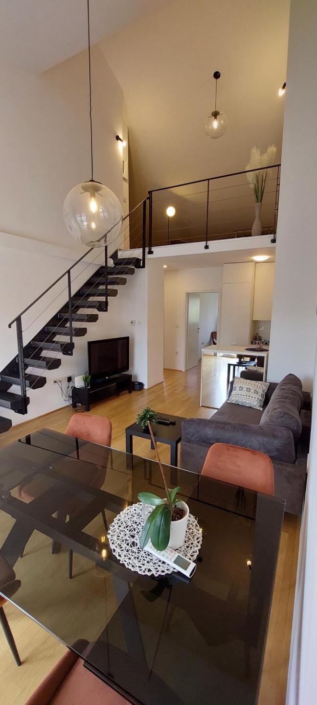 Deluxe Apartment Kristian Whit A Private Parking - Fiume (Croazia)