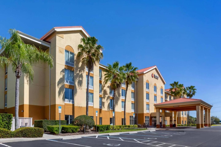 Comfort Inn & Suites Orlando North - Sanford
