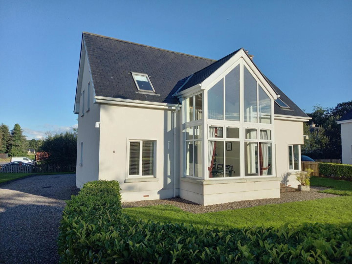 Dovecote Lodge On The 5 Star Lough Erne Resort - Enniskillen