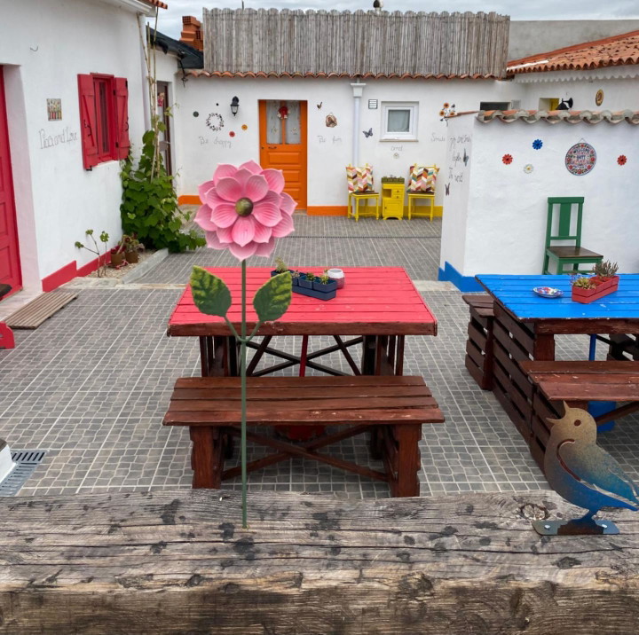 Casal Dos Carpinteiros - Carpenters Couple - Portugal