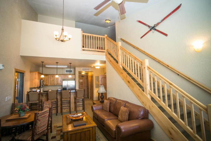 Steps To Skiing, Hotel Room, Mountain Views, Shared Hot Tub, Sauna, Steam Room, Fitness Room 223a - Snowbird, UT