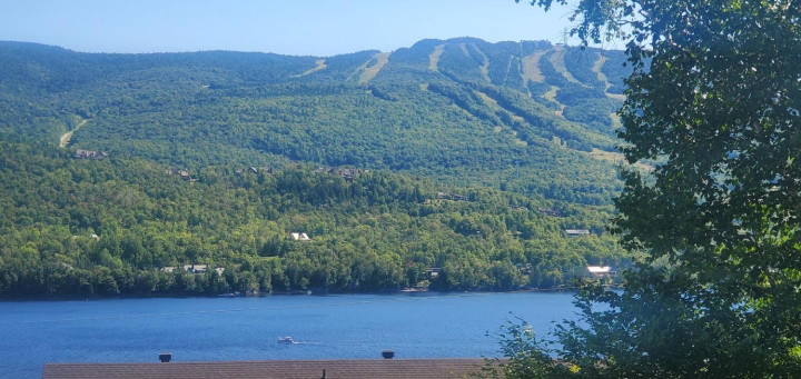 Beautiful Suite With Superb Mountain View. - Québec