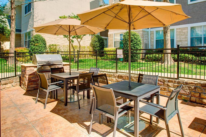 Residence Inn Dallas Park Central - Highland Park