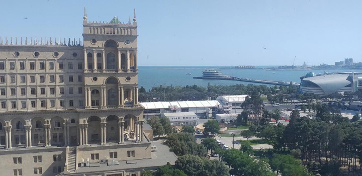 Sea View Apartment In The Center Of Baku! - Baku