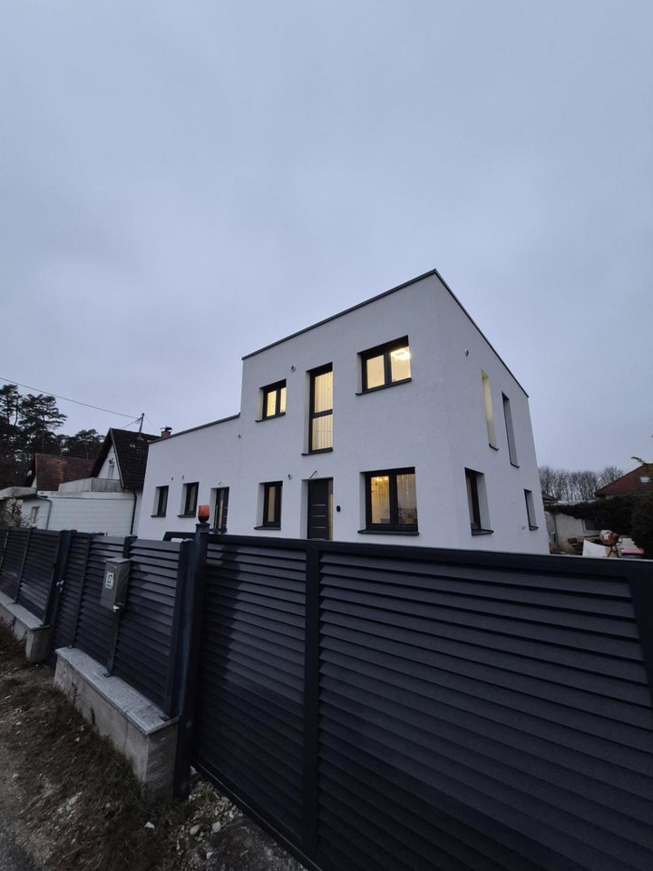 Neubauwohnung Mit 80 M2 Terrasse, 8 Minuten Von Linz Entfernt - Wels