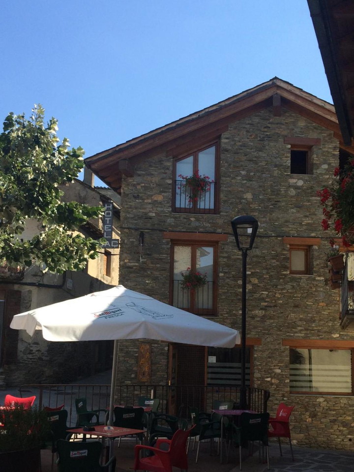 Hotel El Jaç - Alp, Catalonia