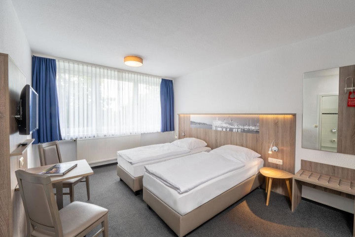 Hotel & Gästehaus Rostock Lütten Klein - Rostock