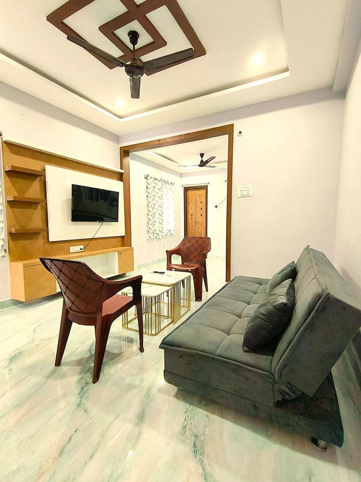 Luxury Fully Furnished 2 Bhk Flats Near Srinivasa Ticket Counter - Tirupati