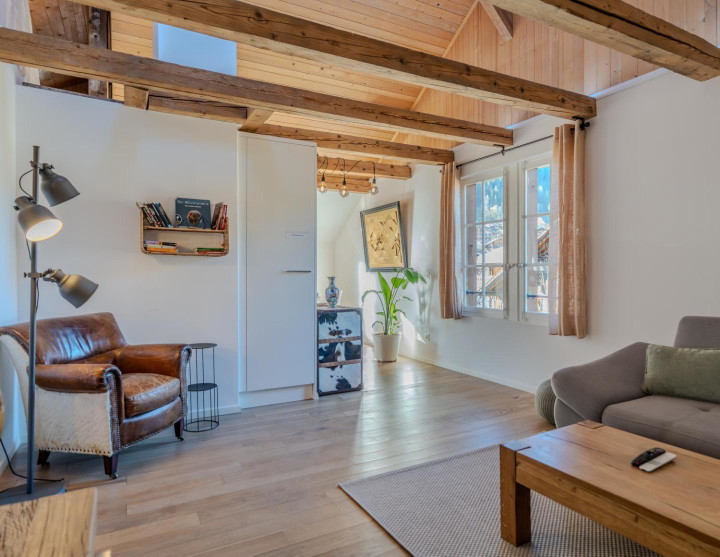 Comfy, Spacious And Central Duplex Apartment - Saanen