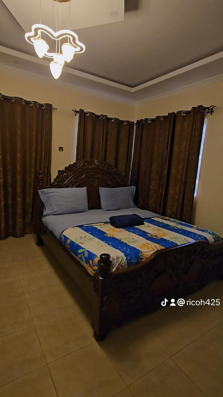 Naivasha Luxe Mansion - Kenya