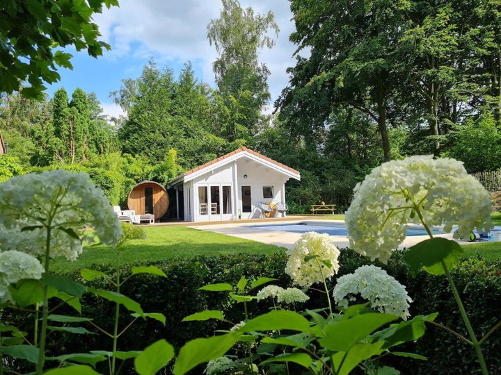 Cozy Tiny House With Swimming Pool & Outdoor Sauna - Saint-Nicolas, Belgique