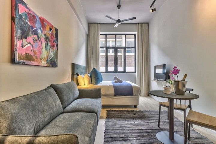 Luxury Urban Living In The East City At The Harri - Camps Bay