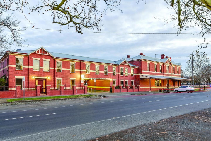 Lake Inn - Ballarat - Creswick