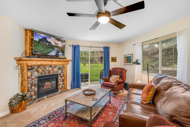 Villas 1425 Condo - Steamboat Springs, CO