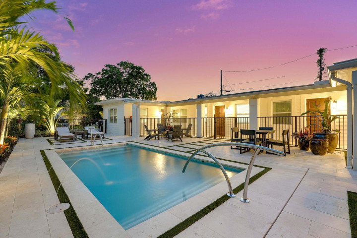 New Studio Apartment W Kitchen - A - West Palm Beach, FL