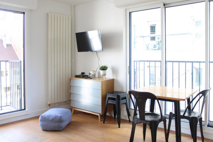 Charmant Studio Avec Balcon - Sacré-cœur - Paris 7e Arrondissement