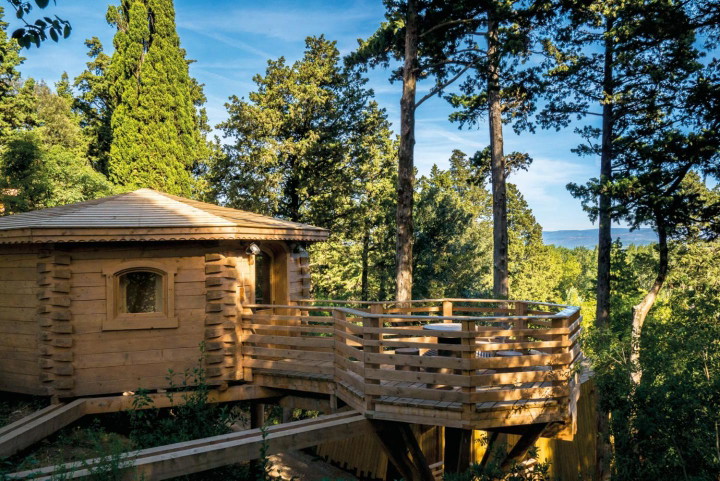Les Cabanes Dans Les Bois Logis Hôtel - Occitanie