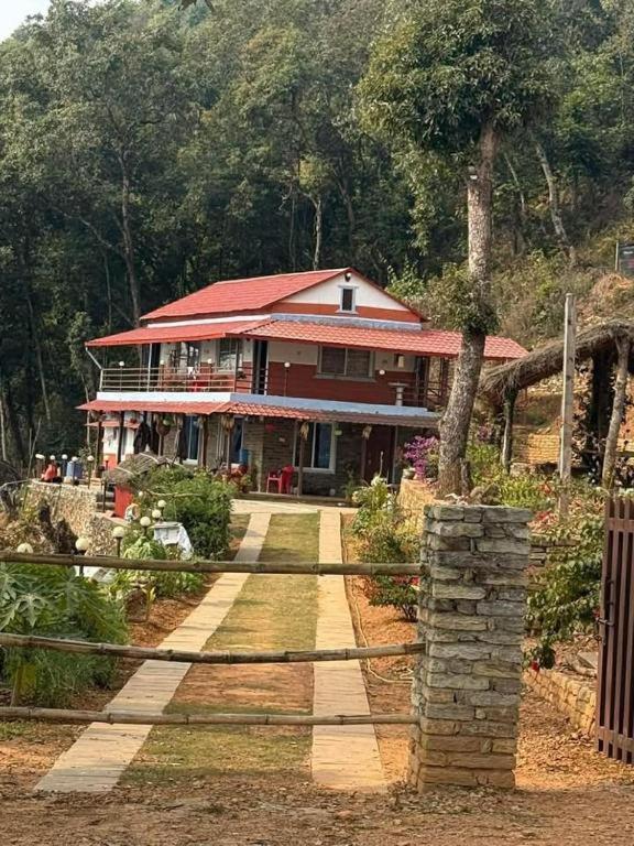 Scenic Simle Homestay And Resort - Pokhara