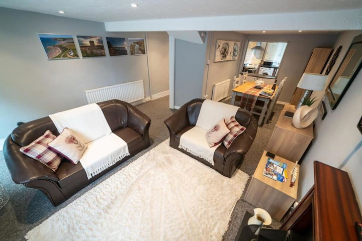 2 Bed Sleeps 4 Central Haverfordwest Town House - Haverfordwest