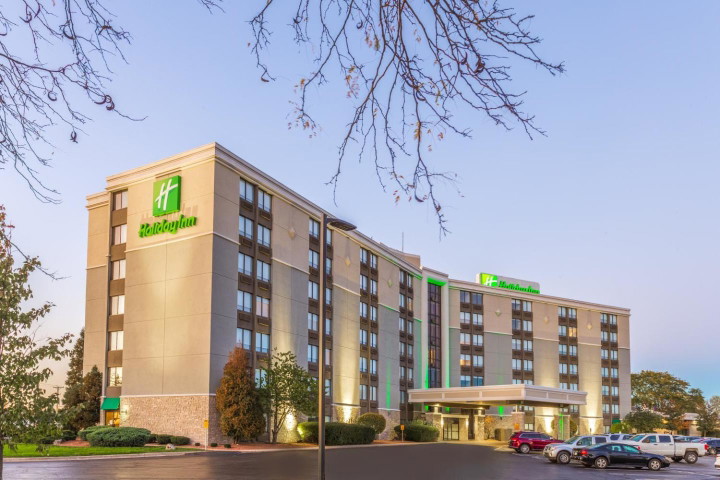 Holiday Inn Rockford I-90&rt 20 State St By Ihg - Rockford, IL