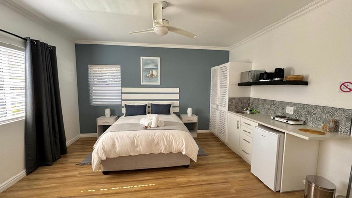 Plett57 - Self Catering - Room No1 - Plettenberg Bay