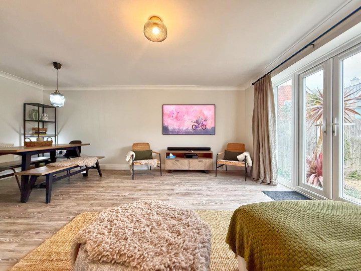 Newly Renovated Brightlingsea 3bdr Coastal Retreat - Mersea Island