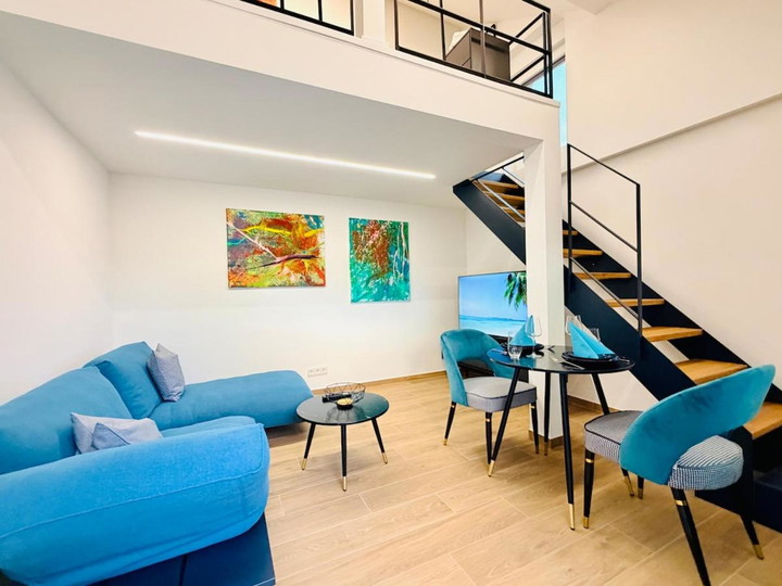 Das Kunstgalerie-haus! Nahe Tpk, Kit, Dfs Und Enbw - Karlsruhe