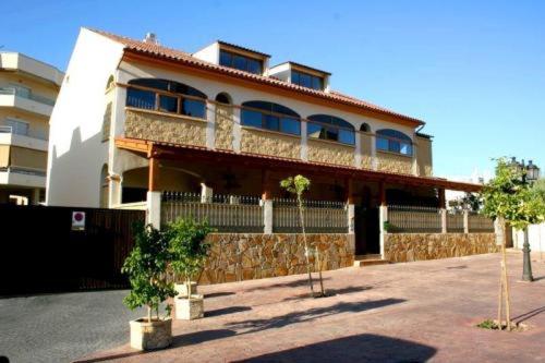Apartamentos María Del Carmen - Benalmádena