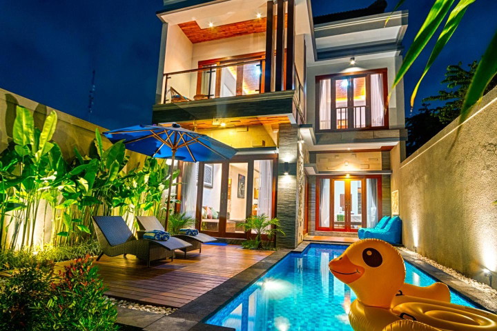 Villa Caitlyn, Seminyak - Modern 3 Bedroom Villa With Private Pool! - Bali