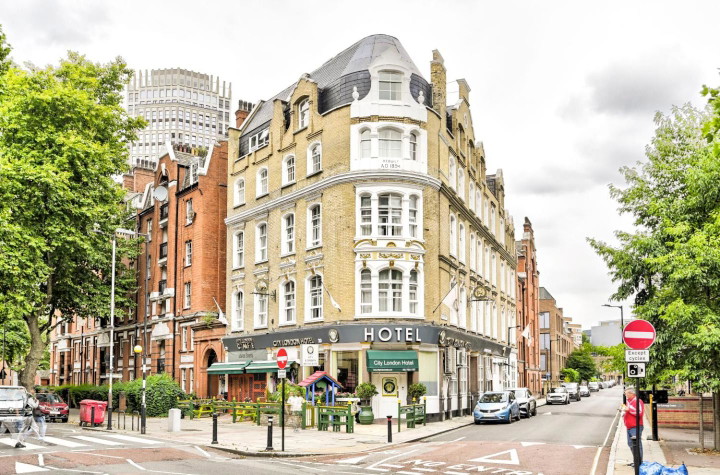 City London Hotel - London