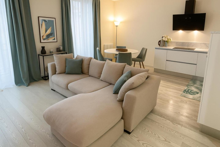 Front Beach Apartments - Deluxe - Viareggio