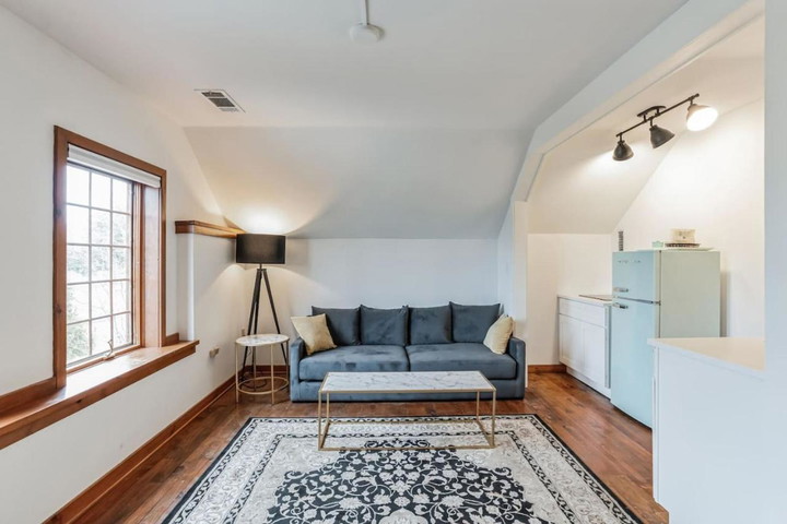 Thornton Studio With Kitchenette - Malvern, PA