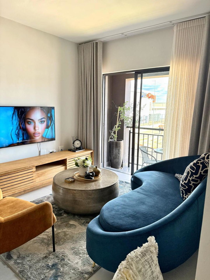 Urban Bleu - Modern 1 Bed Executive Apartment In Sarona Gaborone With Wifi Free Parking And Pool - Gaborone