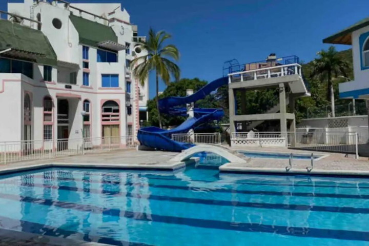 Confortable Apartamento En Hermoso Condominio. - Taganga