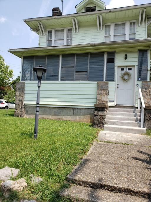 D.c.'s Brookland House Pets Are Welcome! - Silver Spring, MD
