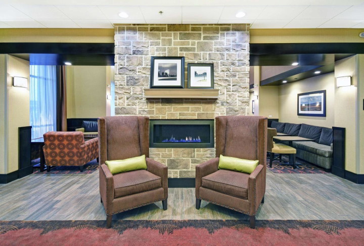 Hampton Inn & Suites Milwaukee/franklin - Wauwatosa, WI